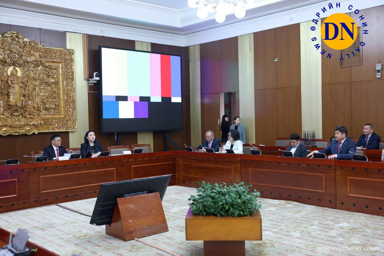 “Эмийн үнийн өсөлтийн шалтгаан нөхцөлийг шалгах” үүрэг бүхий Хянан шалгах түр хороо хуралдлаа Dnn Mn