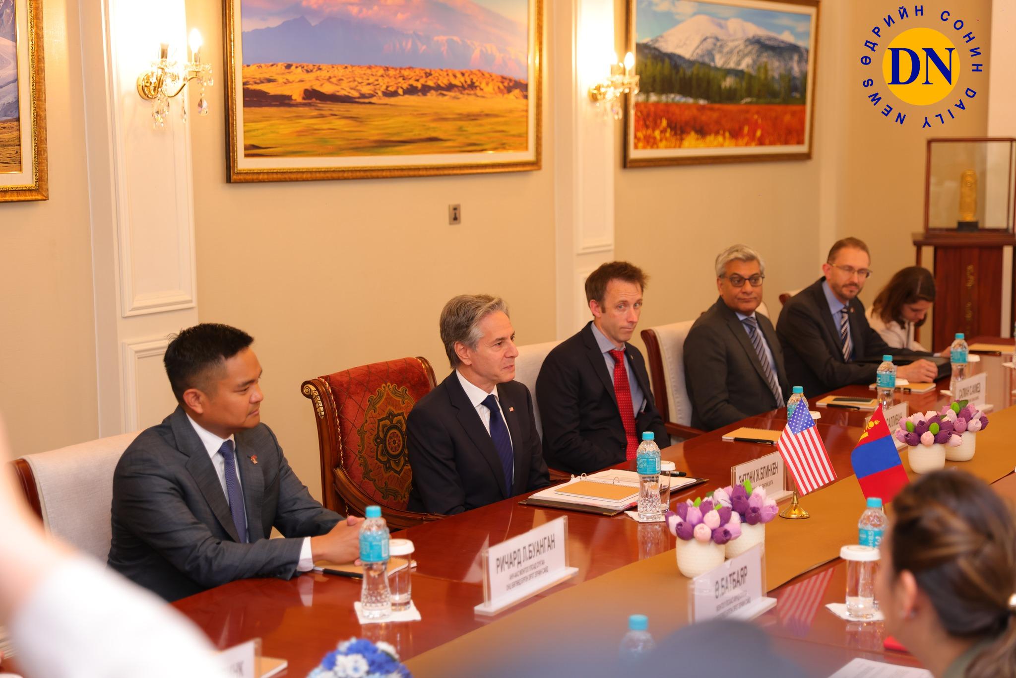 Гадаад харилцааны сайд Б Батцэцэг АНУ ын төрийн нарийн бичгийн дарга Энтони Блинкен нар албан